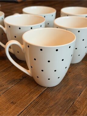 kate spade | Dining | Kate Spade Larabee Dot Cream Stoneware Mugs Set ...